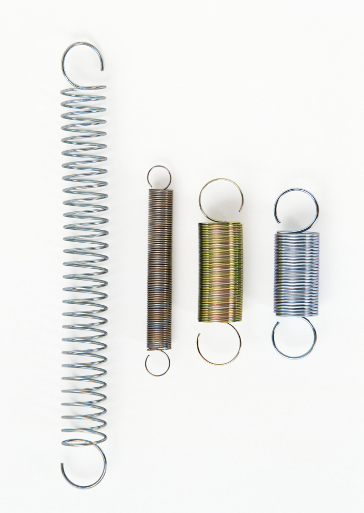 Extension Springs Manufacturers and Suppliers - C & J Spring